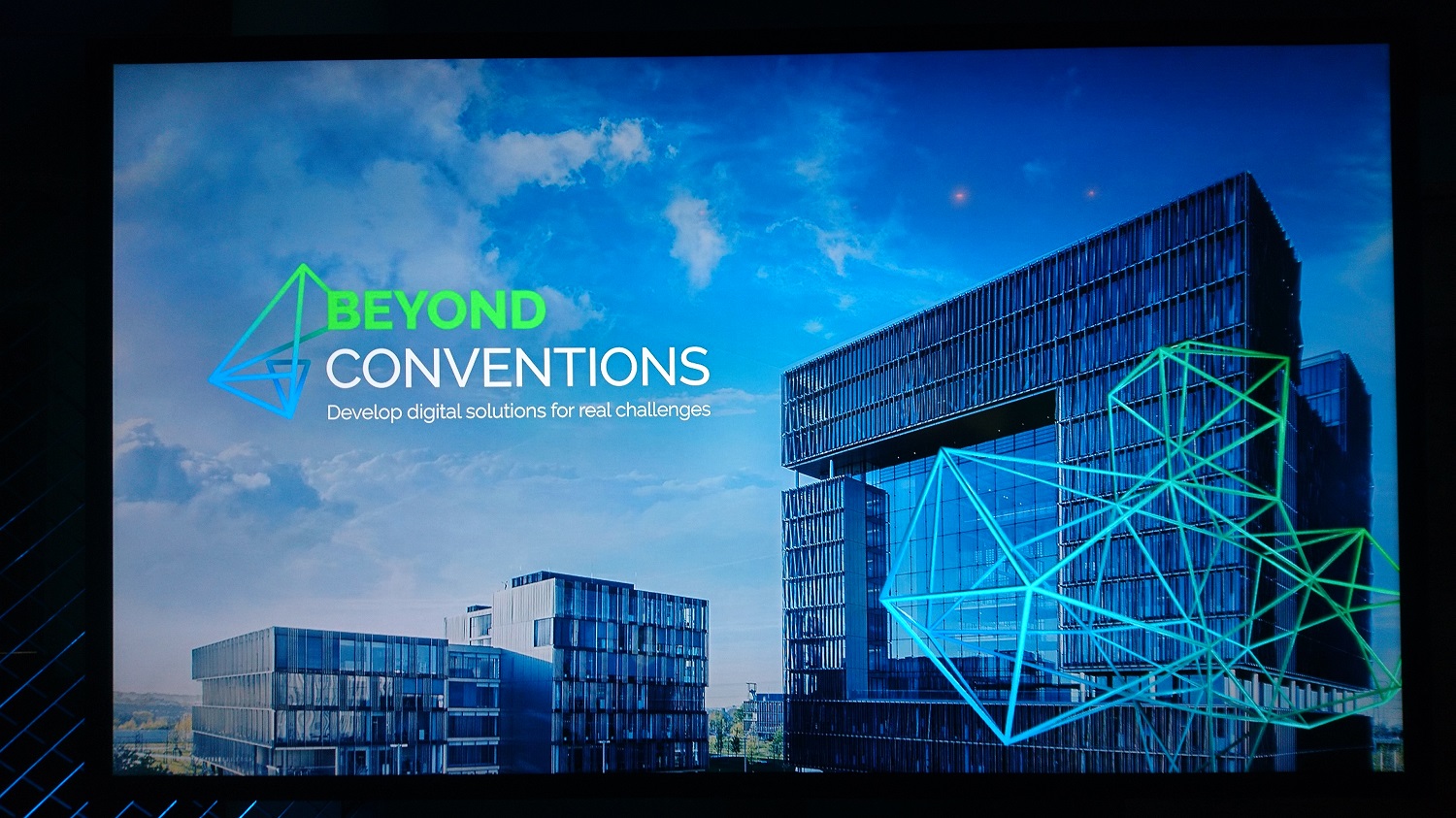 Beyond Conventions – Be Bold, Be Brave, Blow Us Away! - DWNRW-Hubs